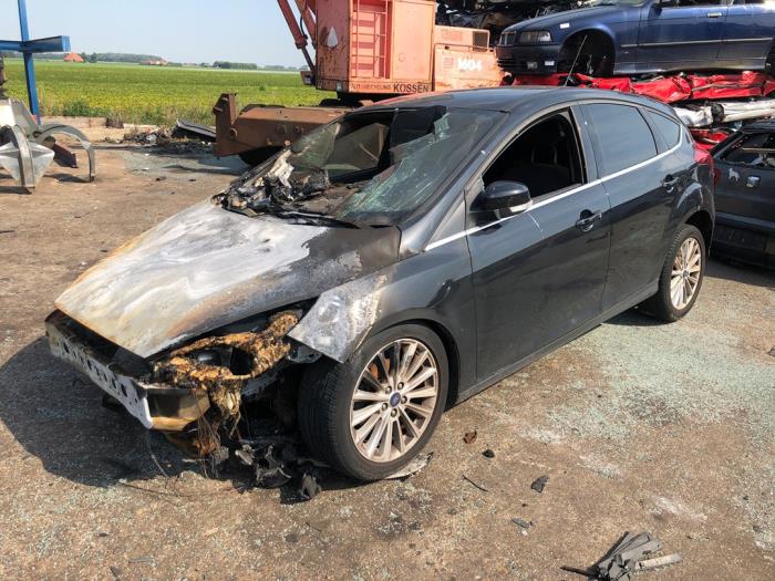 Ford Focus 3 1.0 Ti-VCT EcoBoost 12V 125 Sloopvoertuig (2015, Zwart)