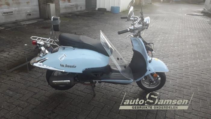 AGM Retro Scooter (Sloopvoertuig, 2020, Graniet) Auto Samsen B.V.