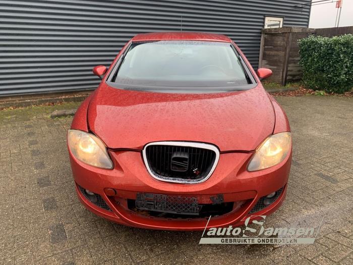 Seat Leon 1.6 Sloopvoertuig (2007, Rood) Auto Samsen B.V.