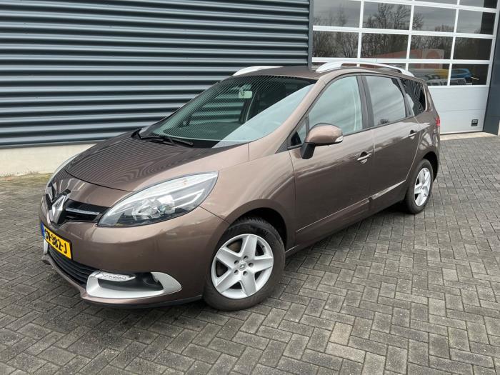 Renault Grand Scénic III 1.2 16V TCe 115 Schadevoertuig (2015, Bruin)