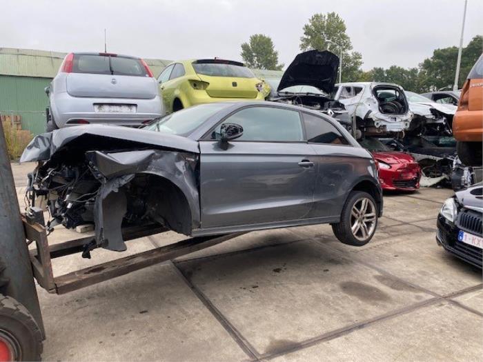 Audi A1 1.2 TFSI Sloopvoertuig (2012, Grijs)