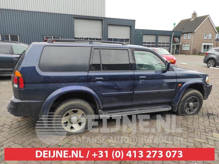 Mitsubishi Pajero Sport 2.5 TD GLS Schadevoertuig (2004, Blauw)