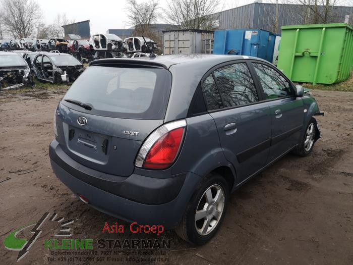 Kia Rio II 1.6 CVVT 16V Sloopvoertuig (2007, Grijs)