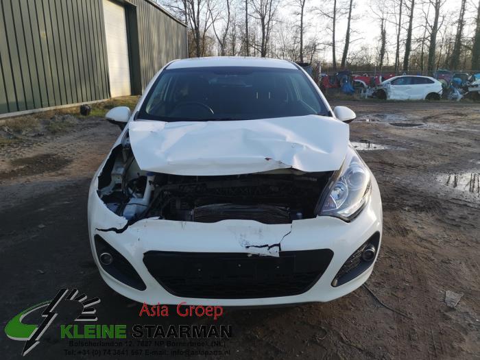 Kia Rio III 1.4 CVVT 16V Sloopvoertuig (2014, Wit)