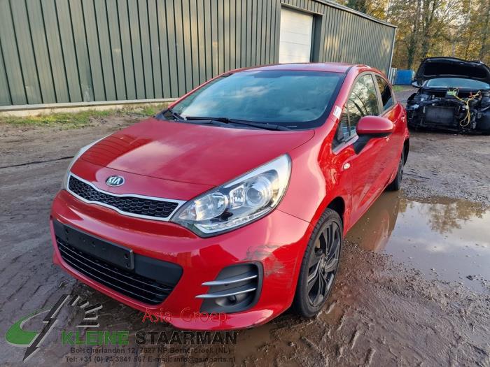 Kia Rio III 1.2 CVVT 16V Sloopvoertuig (2015, Rood)