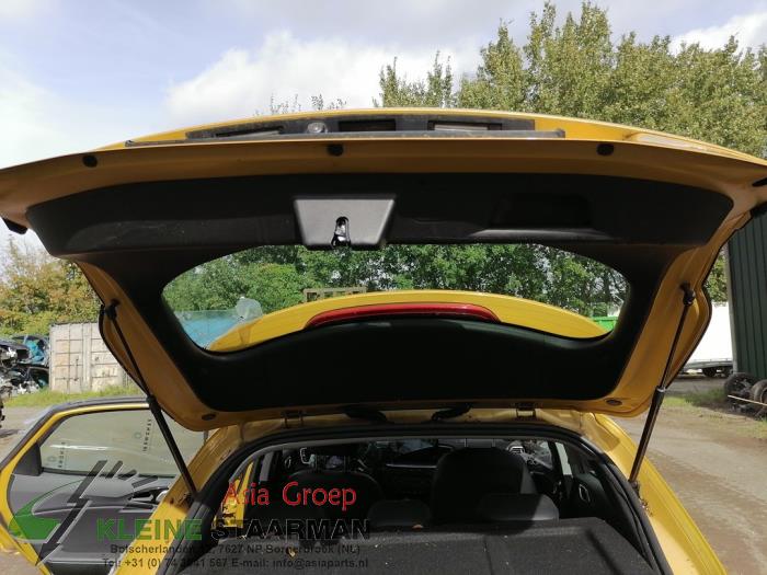 Kia Xceed 1.6 CRDi 16V 136 Eco-Dynamics+ Sloopvoertuig (2021, Geel)