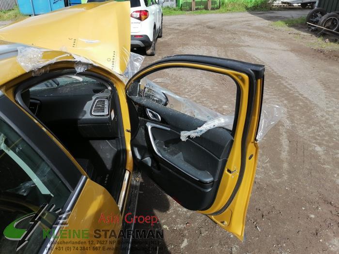 Kia Xceed 1.6 CRDi 16V 136 Eco-Dynamics+ Sloopvoertuig (2021, Geel)