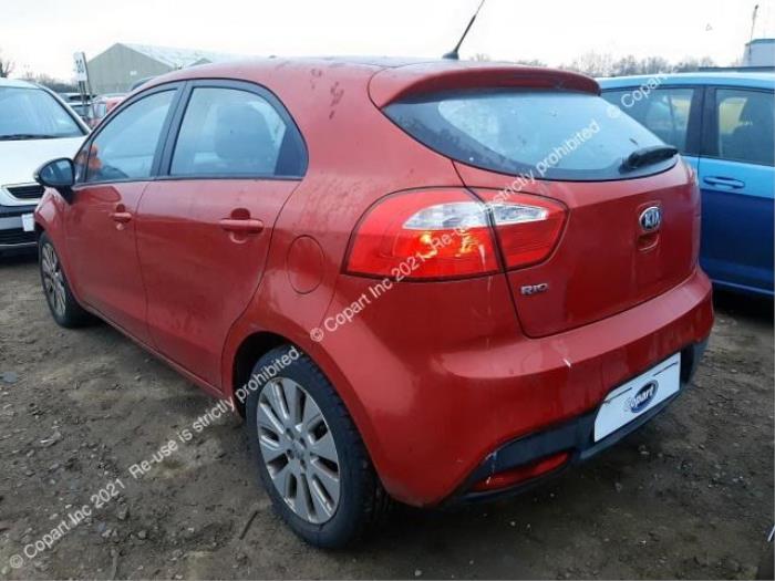 Kia Rio III 1.2 CVVT 16V Sloopvoertuig (2013, Rood)