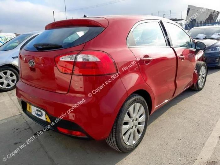 Kia Rio III 1.2 CVVT 16V Sloopvoertuig (2012, Rood)