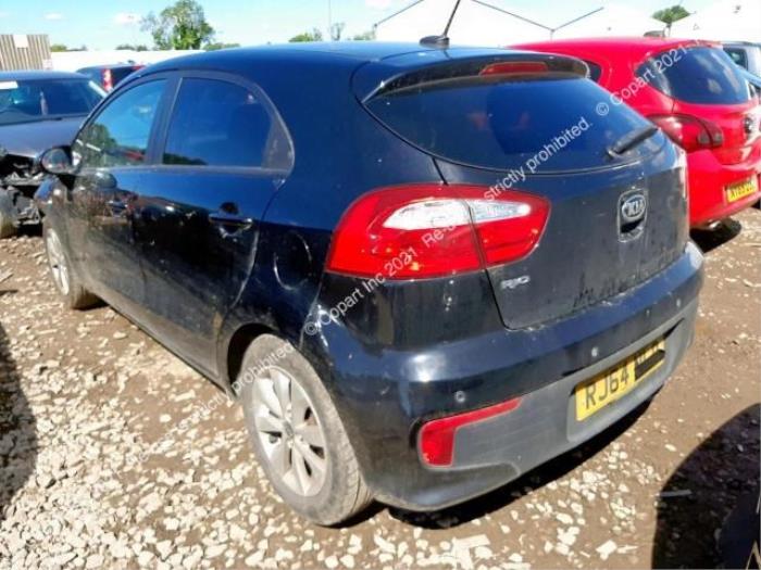 Kia Rio III 1.2 CVVT 16V Sloopvoertuig (2015, Zwart)