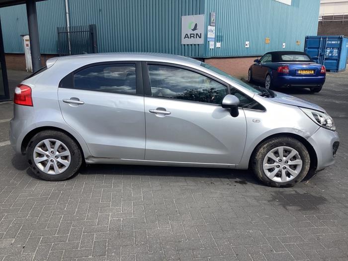 Kia Rio III 1.1 CRDi VGT 12V Sloopvoertuig (2012, Grijs)