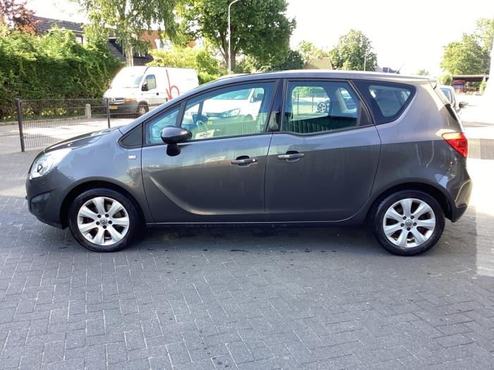 Opel Meriva 1.4 Turbo 16V ecoFLEX Sloopvoertuig (2011, Grijs)