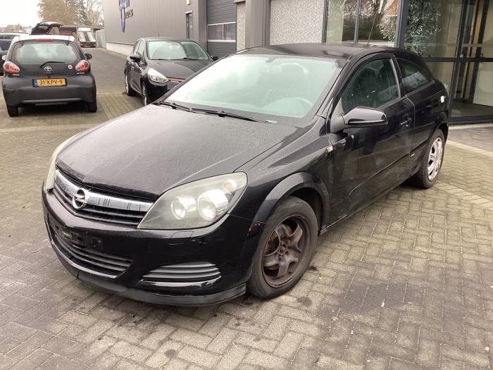 Opel Astra H GTC 1.6 16V Twinport Sloopvoertuig (2007, Zwart)