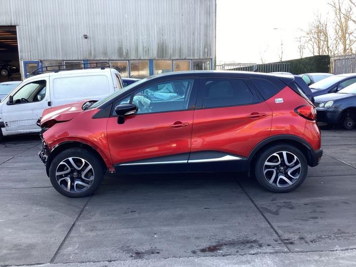 Renault Captur 1.2 TCE 16V EDC Sloopvoertuig (2017, Rood)