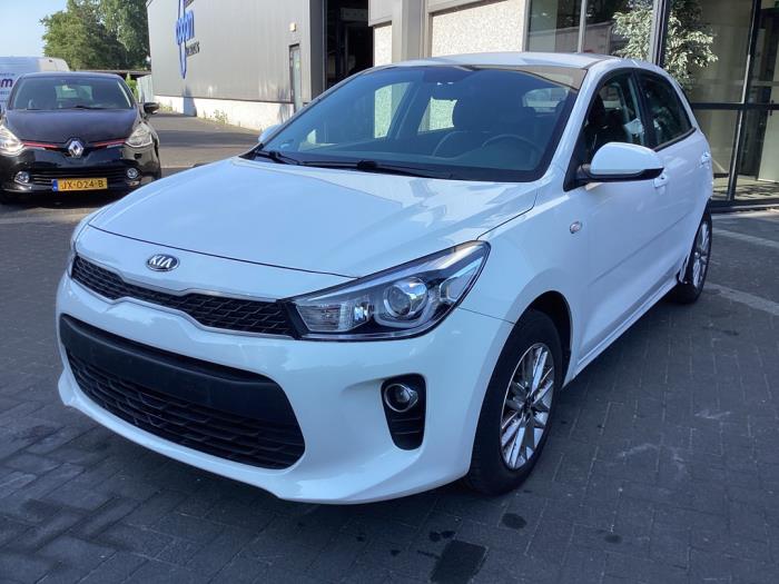 Kia Rio IV 1.0i T-GDi 100 12V Sloopvoertuig (2018, Wit)