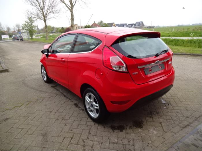 Ford Fiesta (sloop, bouwjaar 2013, kleur Rood) | Onderdelenlijn.nl