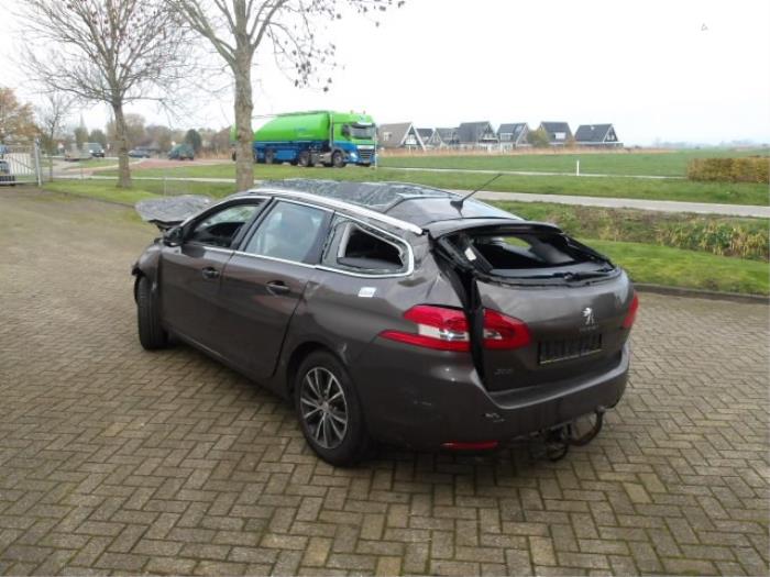 Peugeot 308 SW 1.2 12V e-THP PureTech 130 Sloopvoertuig (2015, Grijs)