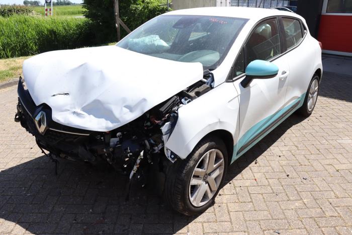Renault Clio V 1.0 TCe 100 12V Bi-Fuel Sloopvoertuig (2022, Wit)