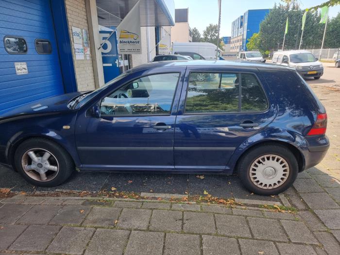 Volkswagen Golf IV 1.6 Sloopvoertuig (1999, Blauw) Binckhorst BV