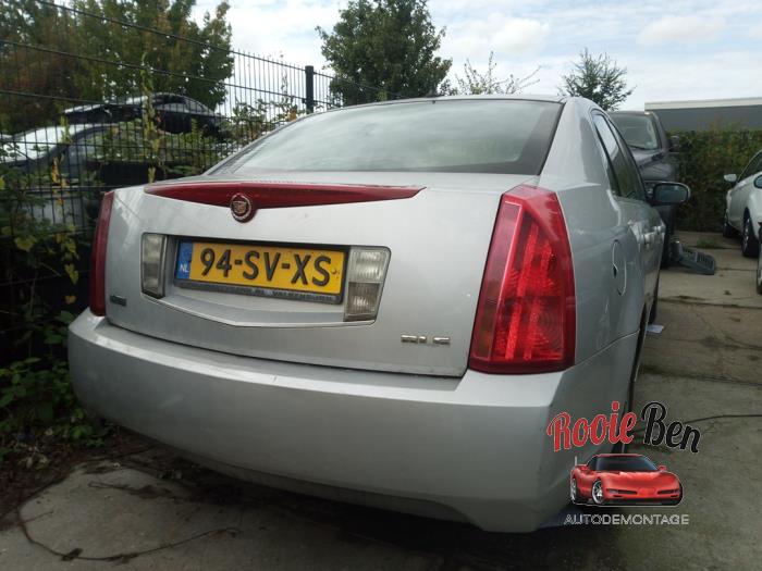 Cadillac BLS 1.9 TiD 16V Schadevoertuig (2006, Grijs)