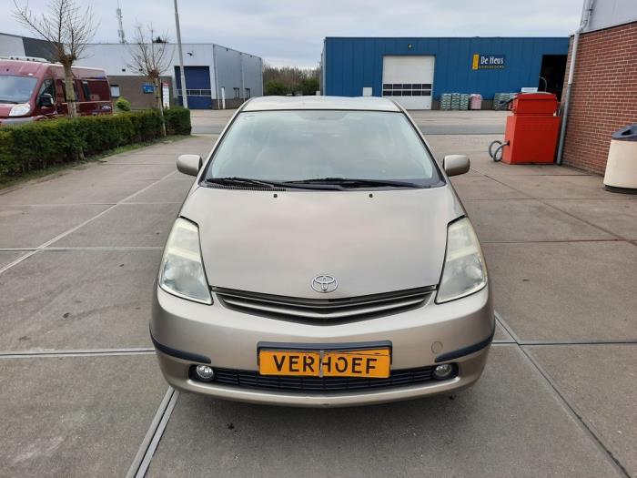 Toyota Prius 1.5 16V Sloopvoertuig (2005, Beige)