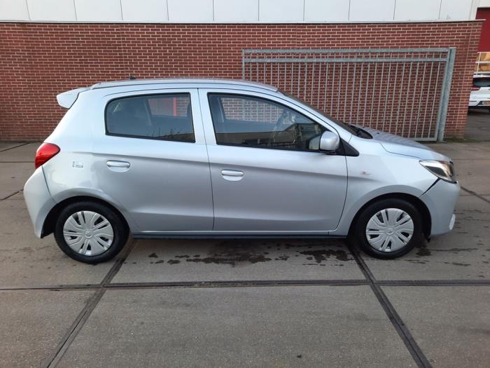 Mitsubishi Space Star 1.2 12V Sloopvoertuig (2021, Grijs)