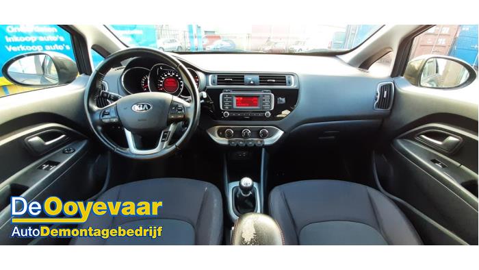 Kia Rio III 1.2 CVVT 16V Sloopvoertuig (2015, Grijs)