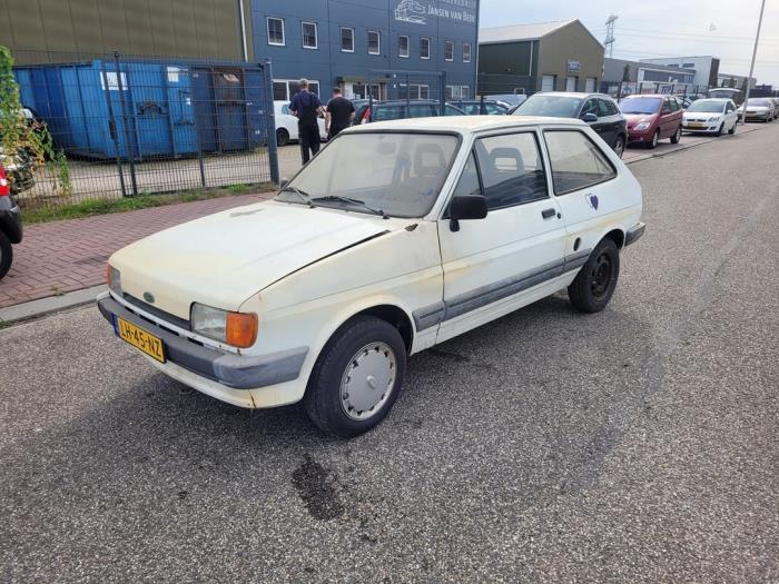 Ford Fiesta 2 1.1 L,S,Ghia,CTX Sloopvoertuig (1984, Wit)