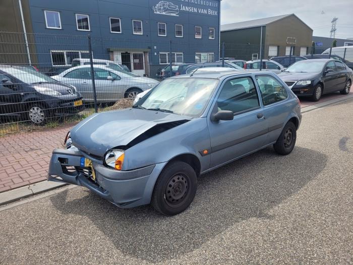 Ford Fiesta 4 1.3i Sloopvoertuig (2002, Blauw) Jansen van Beek