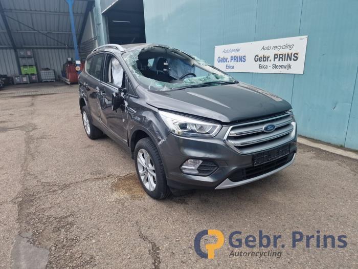 Ford Kuga II 1.5 EcoBoost 16V 150 Sloopvoertuig (2017, Grijs)