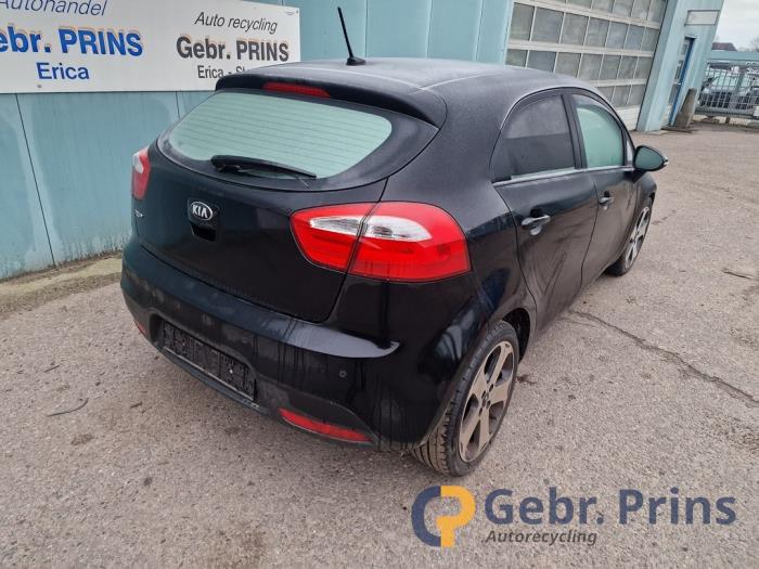 Kia Rio III 1.4 CVVT 16V Sloopvoertuig (2013, Zwart)
