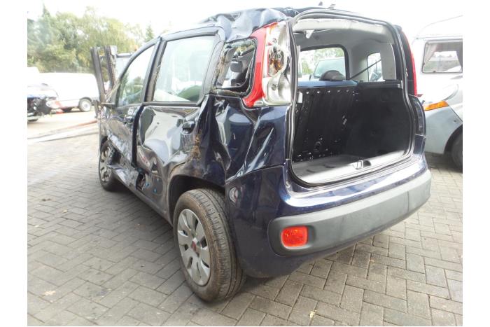 Fiat Panda (312) 0.9 TwinAir Turbo 80 (sloop, bouwjaar 2015, kleur ...