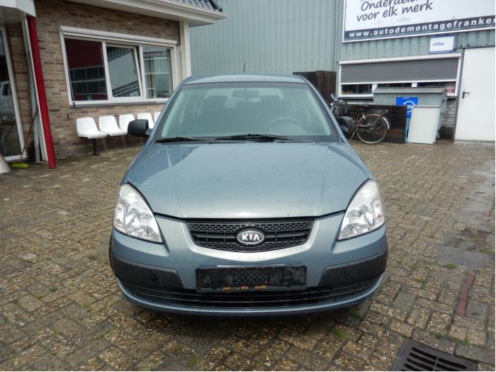 Kia Rio II 1.4 16V Sloopvoertuig (2007, Grijs)
