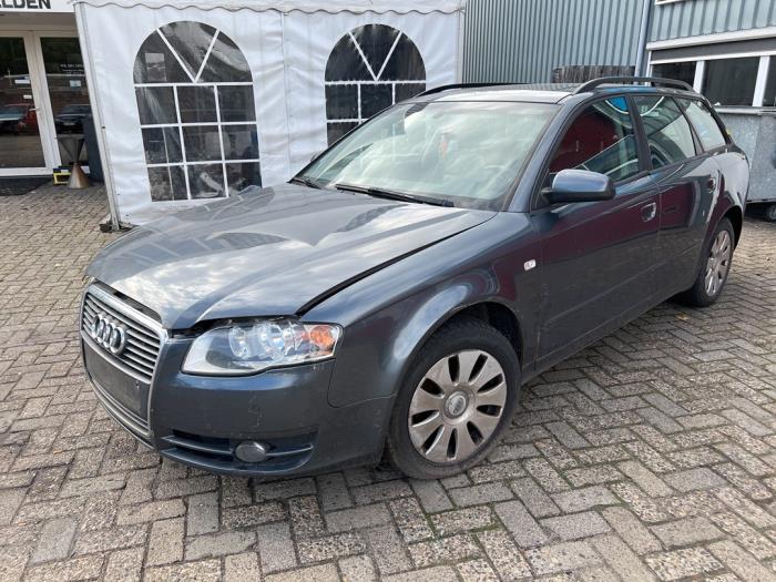 Audi A4 Avant 1.9 TDI Sloopvoertuig (2006, Grijs)