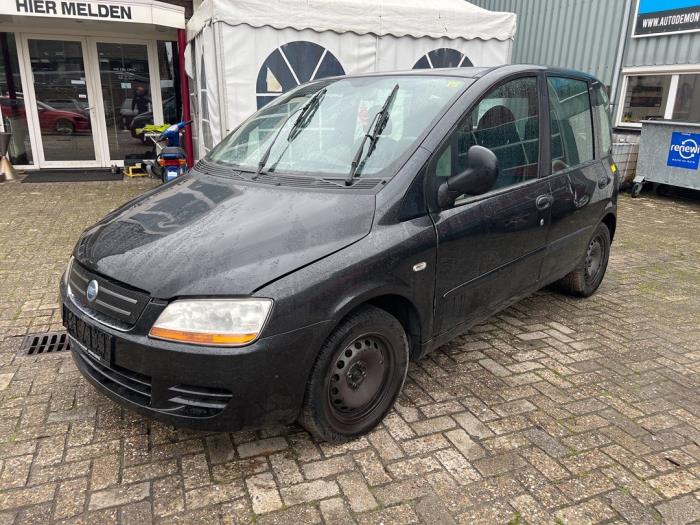 Fiat Multipla 1.6 16V 100 SX,ELX Sloopvoertuig (2006, Zwart)
