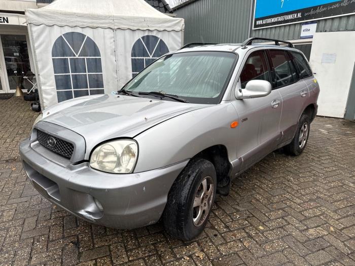 Hyundai Santa Fe I 2.0 CRDi 16V 4x4 Sloopvoertuig (2003, Grijs)