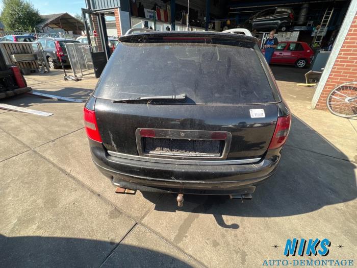 Audi A6 Avant Quattro 2.8 V6 30V Sloopvoertuig (1999, Zwart)