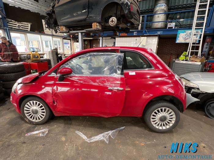 Fiat 500 1.2 69 Sloopvoertuig (2008, Rood) Niks autodemontage