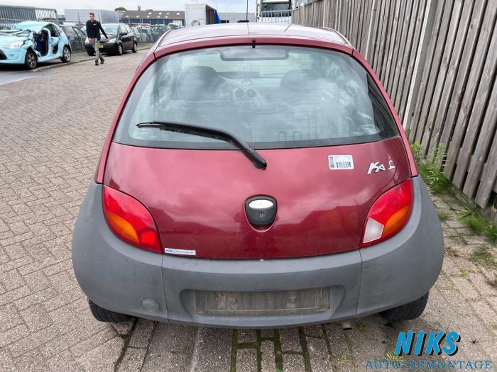 Ford Ka I 1.3i Sloopvoertuig (2000, Rood) Niks autodemontage