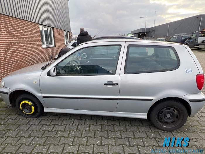 Volkswagen Polo III 1.4 16V 75 Sloopvoertuig (2000, Grijs)