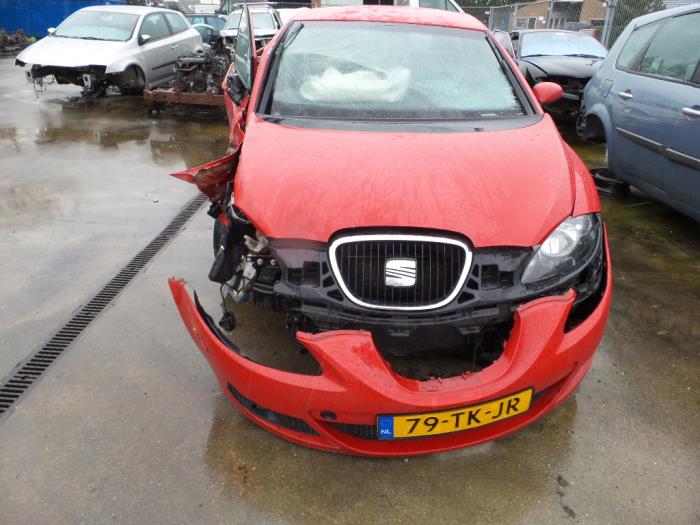 Seat Leon 1.6 Sloopvoertuig (2006, Rood)