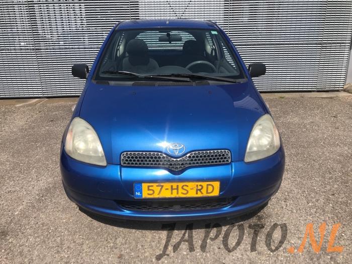 Toyota Yaris 2001