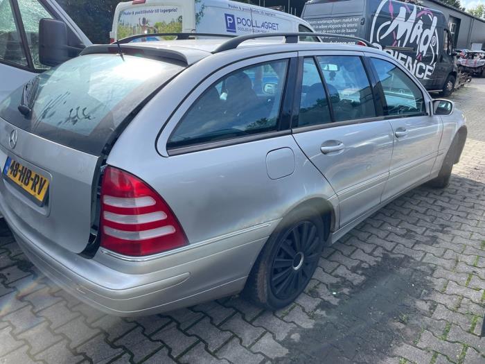 Mercedes C Combi 2.6 C-240 18V Sloopvoertuig (2001, Grijs)