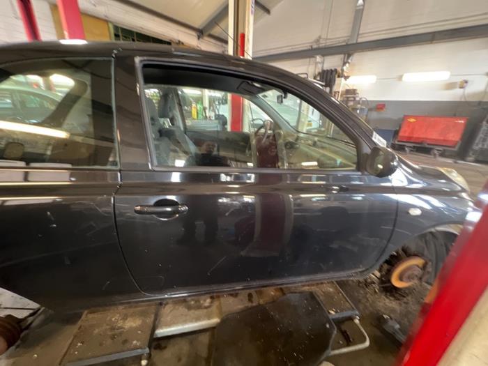 Nissan Micra 1.4 16V Sloopvoertuig (2004, Zwart)