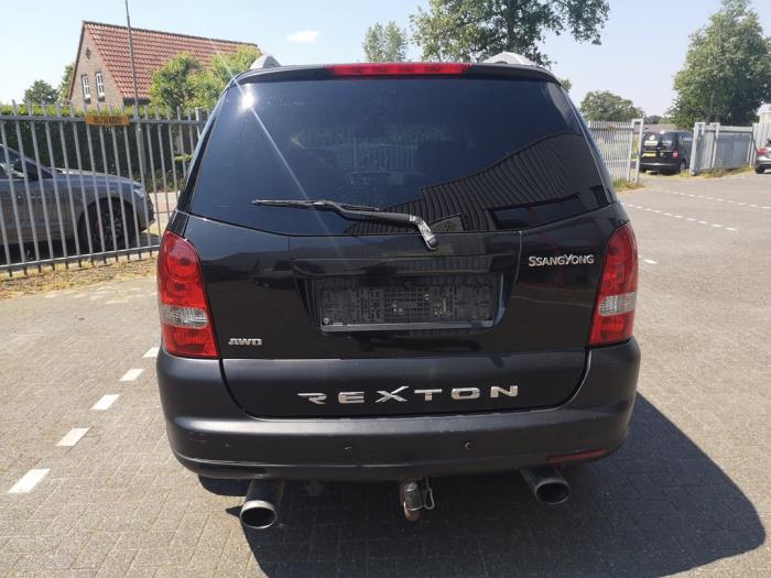 Ssang Yong Rexton 2.7 Xdi RX270 XVT 16V Sloopvoertuig (2007, Zwart)