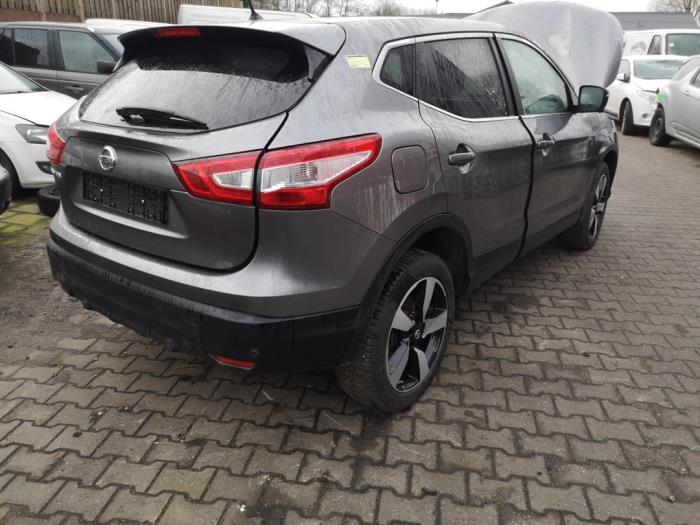 Nissan Qashqai 1.2 DIG-T 16V Sloopvoertuig (2016, Grijs)