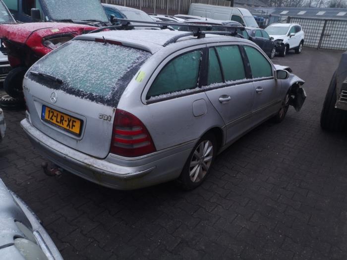 Mercedes C Combi 2.2 C-220 CDI 16V Sloopvoertuig (2003, Grijs)