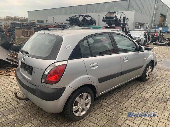 Kia Rio II 1.4 16V Sloopvoertuig (2007, Grijs) Autobedrijf Brooks