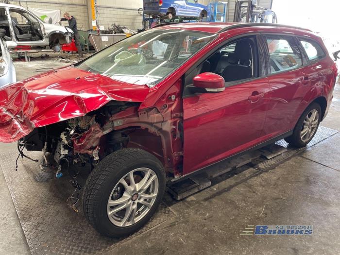 Ford Focus 3 Wagon 1.0 Ti-VCT EcoBoost 12V 125 Sloopvoertuig (2014 ...