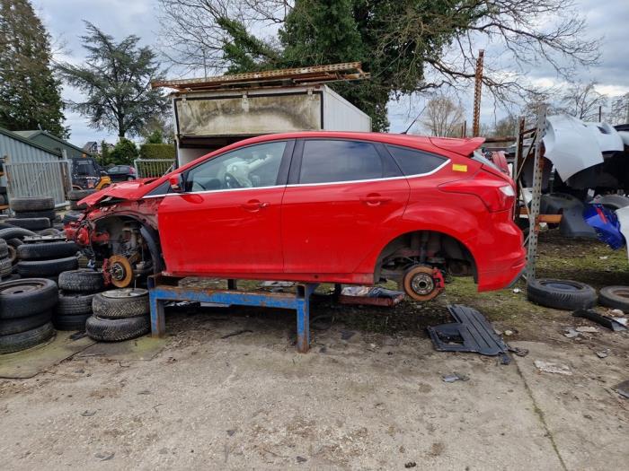 Ford Focus 3 2.0 TDCi 16V 140 Sloopvoertuig (2013, Rood)